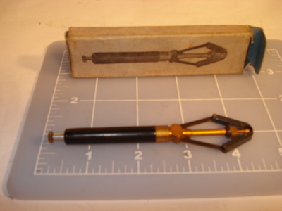 ANTIQUE CLOCK REPAIR TOOLS -- Antique Price Guide Details Page