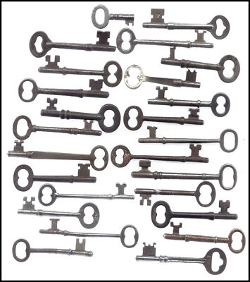 9. 40 SMALL LONG ANTIQUE SKELETON KEYS FOR OLD LOCKS -- Antique Price ...