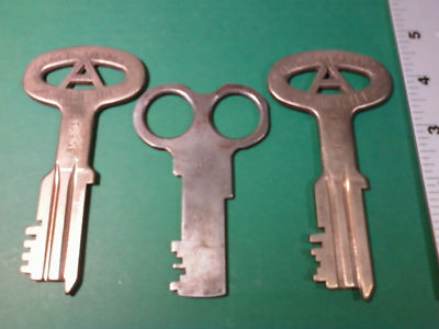 3 Vintage Folger Adam Jail / Prison Keys -- Antique Price Guide Details ...