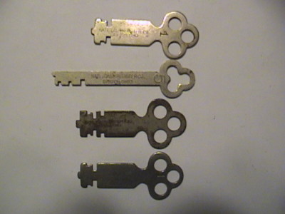 FOUR VINTAGE NATIONAL CASH REGISTER KEYS -- Antique Price Guide Details ...