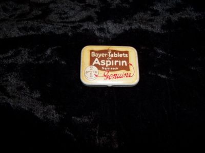 Vintage Metal Bayer Asprin Tin -- Antique Price Guide Details Page