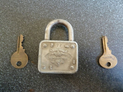 Vintage Master Lock - Tiger #77 with 2 Keys -- Antique Price Guide ...
