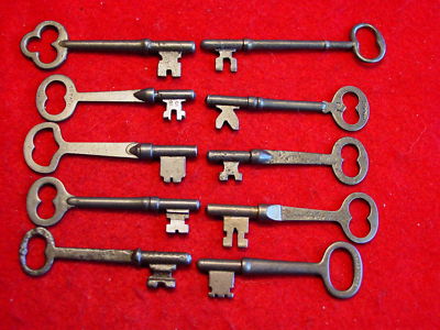 10 ANTIQUE SKELETON KEYS UNUSUAL BITS-OVER 100 YRS OLD -- Antique Price ...