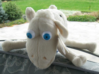 SERTA SHEEP 7 / 10 plush toy. New, with tags in plastic bag. -- Antique ...