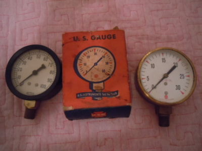 2 OLD US GAUGE GAUGES AMERICAN MACHINE AND METALS ONE BRASS USE NO OIL ...