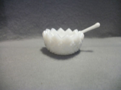 WHITE MILK GLASS DIAMOND POINT PATTERN SALT & WHITE MILK GLASS ST SALT ...