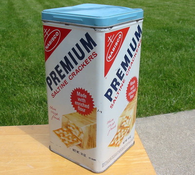 Vintage Old Tin Nabisco Premium Saltine Cracker Box Canister Container ...