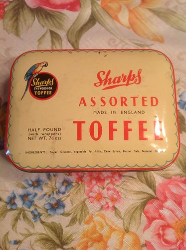 VINTAGE SHARPS ASSORTED TOFFEE TIN MADE IN ENGLANG -- Antique Price ...