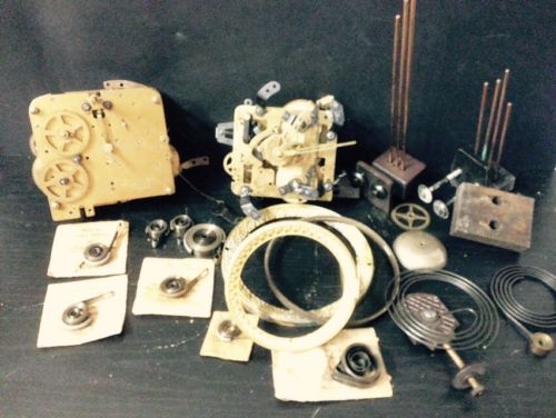AN ASSORTMENT OF ANTIQUE VINTAGE CLOCK MOVEMENTS, PARTS -- Antique ...