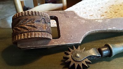 Antique / Vintage Pastry Tool -- Antique Price Guide Details Page