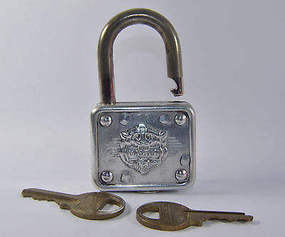 Vintage Master Lock Padlock #77 Silver Tone Lion Head Embossed with 2 ...