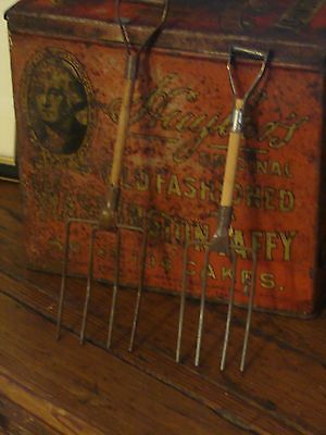 2 Miniature Vintage Rustic Primitive Pitchforks Dollhouse Farmhouse ...