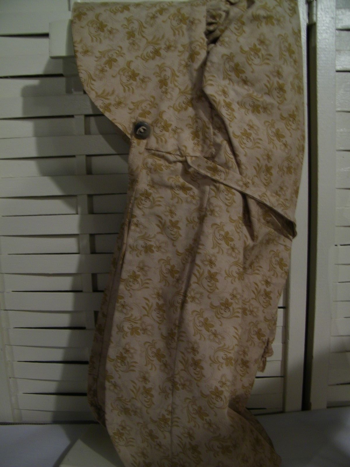 primitive prairie bonnet tea stained pioneer tan and gold calico design ...