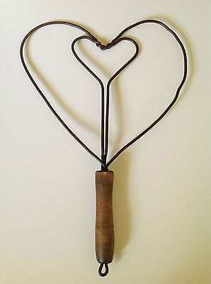 Primitive Vintage Twisted Wire Double Heart Rug Beater -- Antique Price ...
