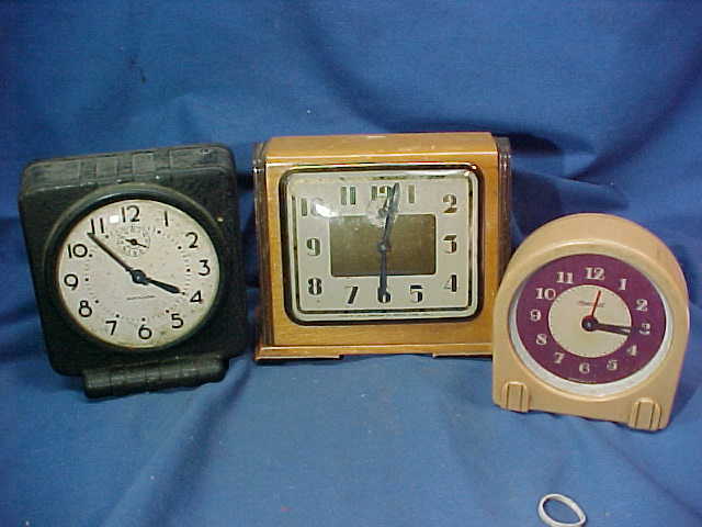 3-1930s ART DECO Era ALARM CLOCKS -INGERSOLL-Ingraham-WAR ALARM Working ...