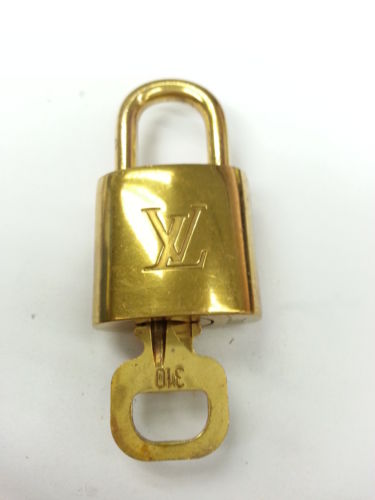 100% Original Authentic Vintage Louis Vuitton Gold Padlock LV Logo Key ...
