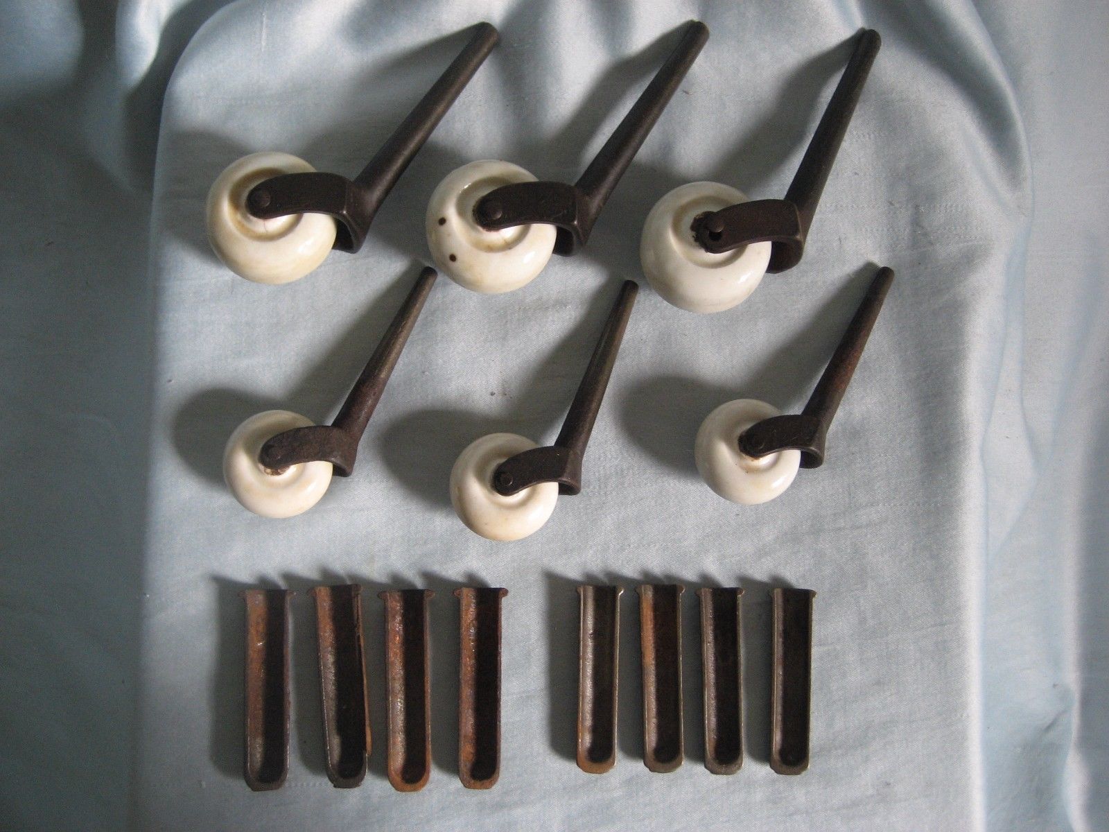 6 CAST IRON & PORCELAIN WHEELS FURNITURE TABLE DESK DRESSER INDUSTRIAL ...