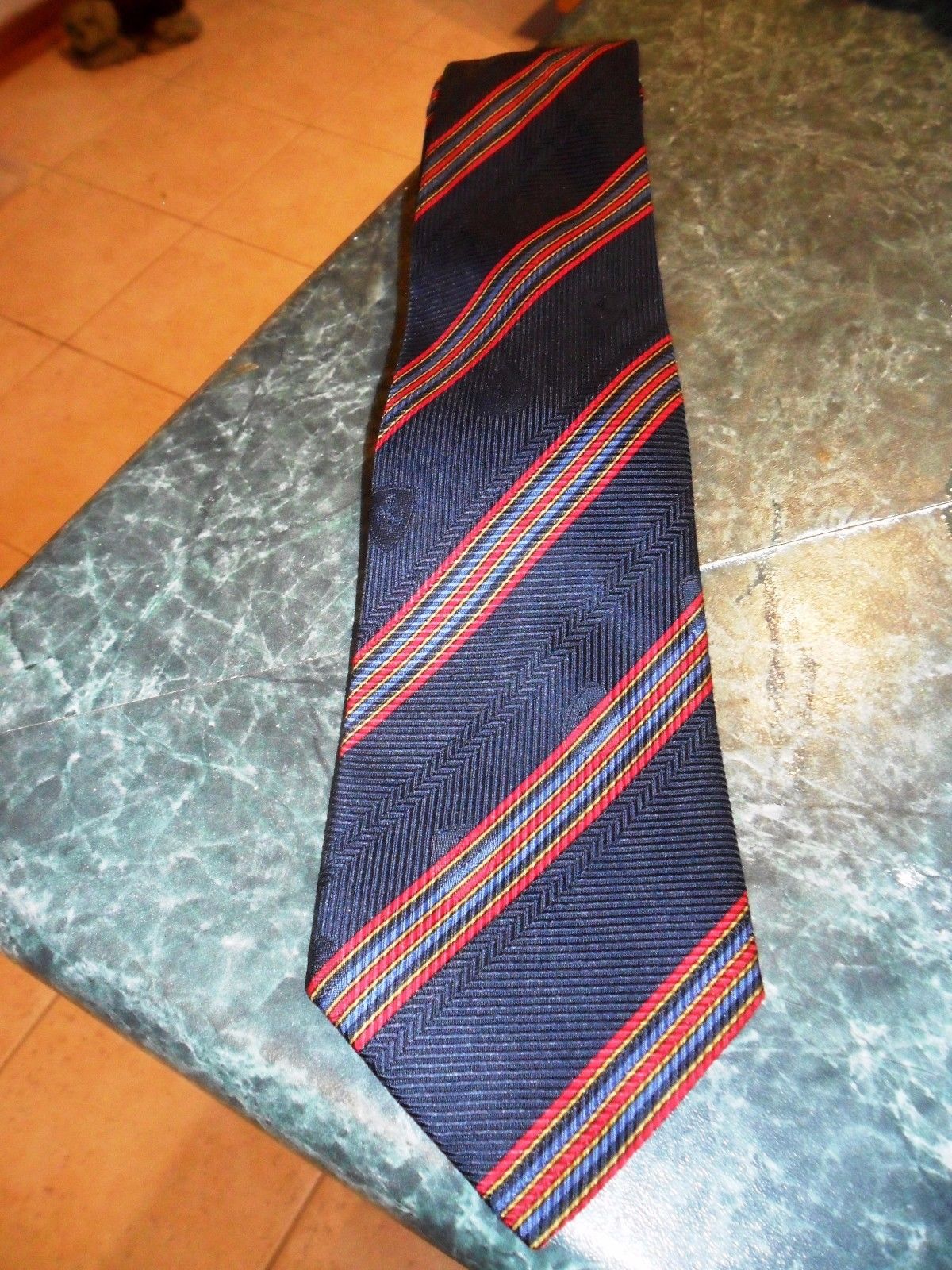 Ferrari Car Official Tie-With indented Ferrari Crests-Ferrari Colors ...