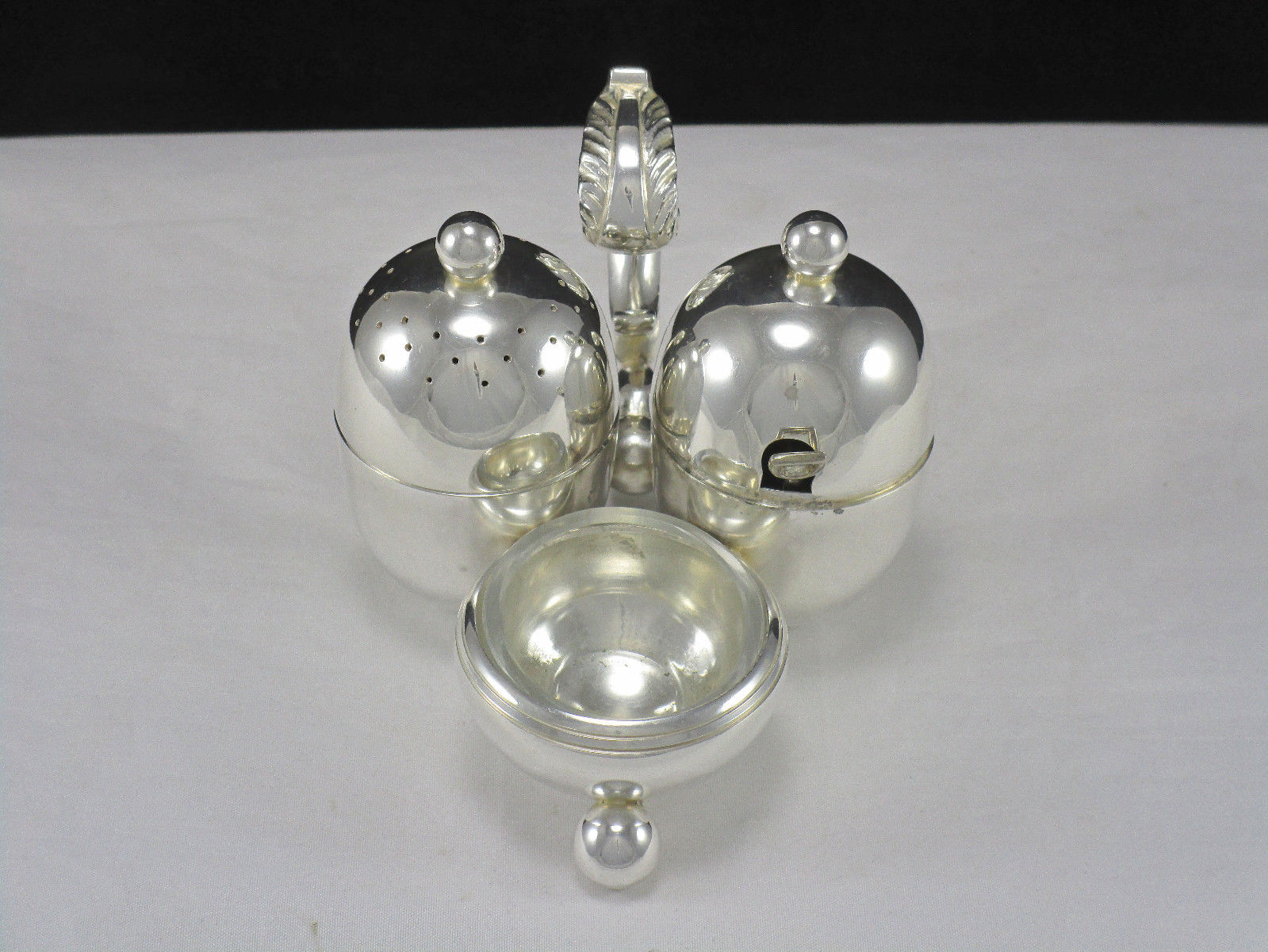 Antique English Silver Plate Egg Shape Salt Pepper Mustard Pot ... Antique English Silver Plate Egg Shape Salt Pepper Mustard Pot ...