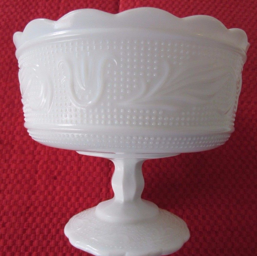 Vintage E.O. Brody Co White Milk Glass Pedestal Bowl M6000 -- Antique ... Vintage E.O. Brody Co White Milk Glass Pedestal Bowl M6000 -- Antique ...