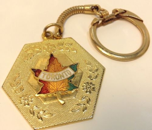 Vintage Keychain TORONTO CANADA~TRICOLOR MAPLE LEAF Porte-Cle FEUILLE D ...