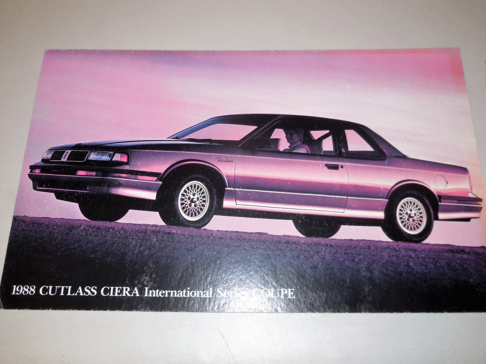 1989 OLDS CUTLASS CIERA INTERNATIONAL COUPE ORIGINAL DEALER SHOWROOM ...