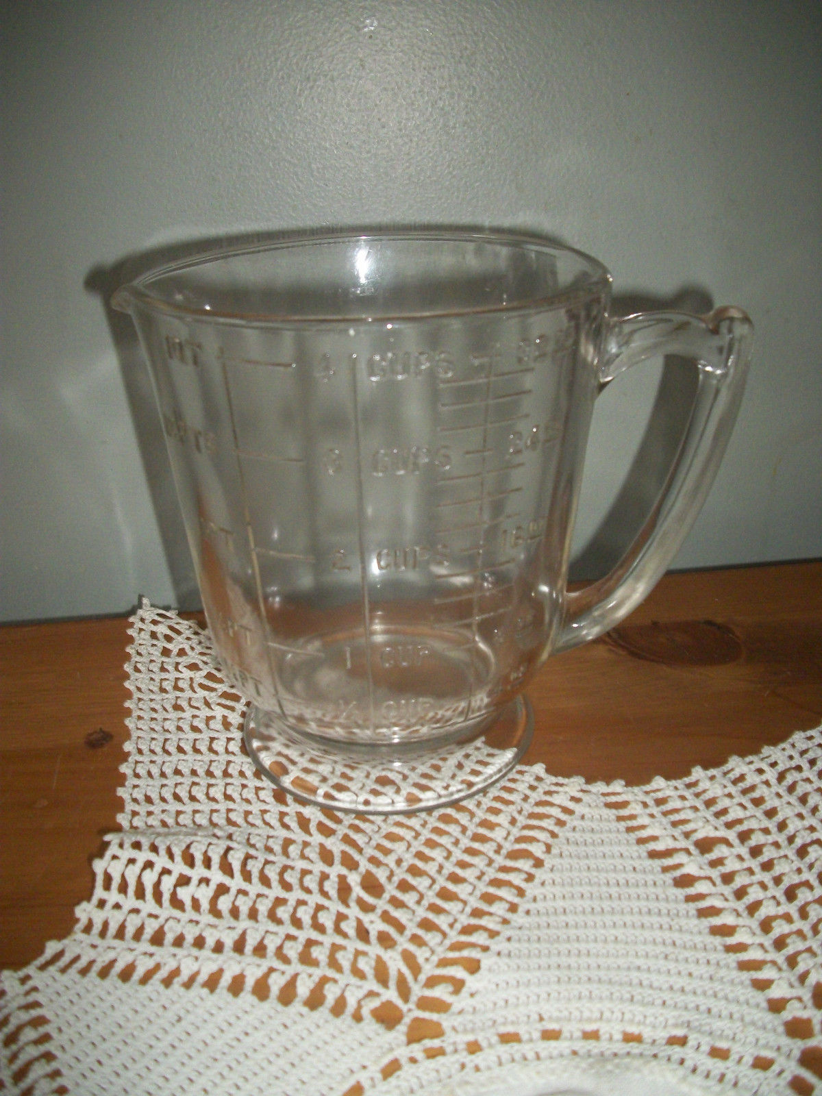 Vintage Depression Glass Clear Measuring Cup Large 4 Cups 32 Ounces Vintage Depression Glass Clear Measuring Cup Large 4 Cups 32 Ounces