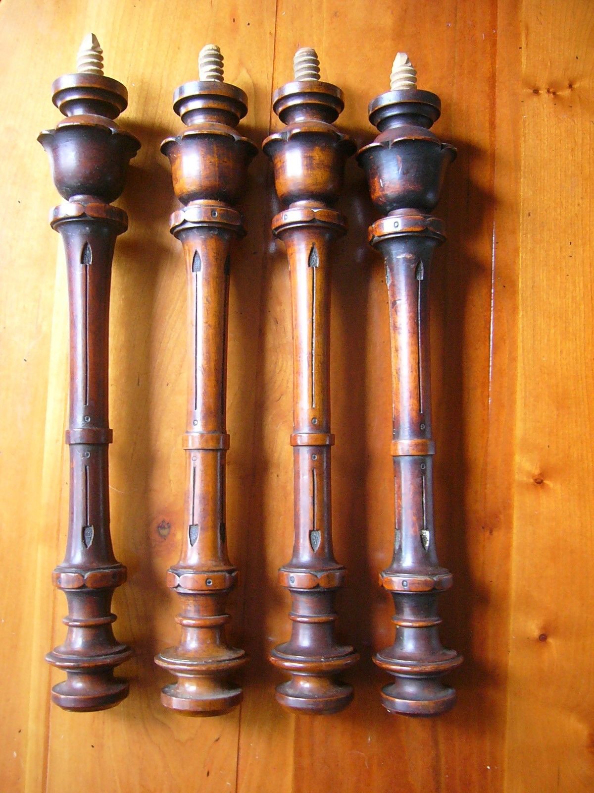 4 LOVELY RECLAIMED VICTORIAN ART NOUVEAU WOODEN FURNITURE LEGS ...