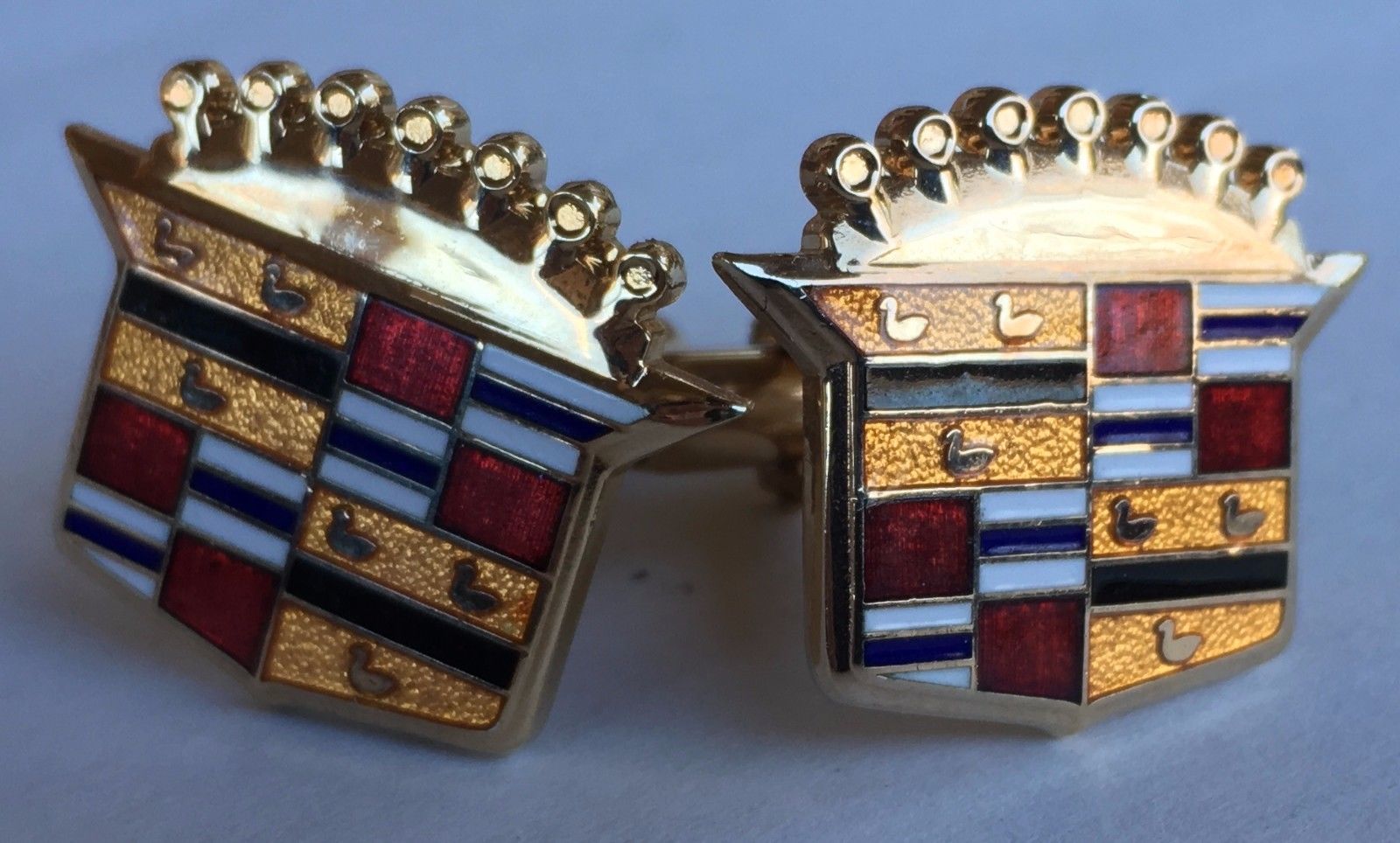 Cadillac Crest Cuff-link Set Old Design gold tone -- Antique Price ...