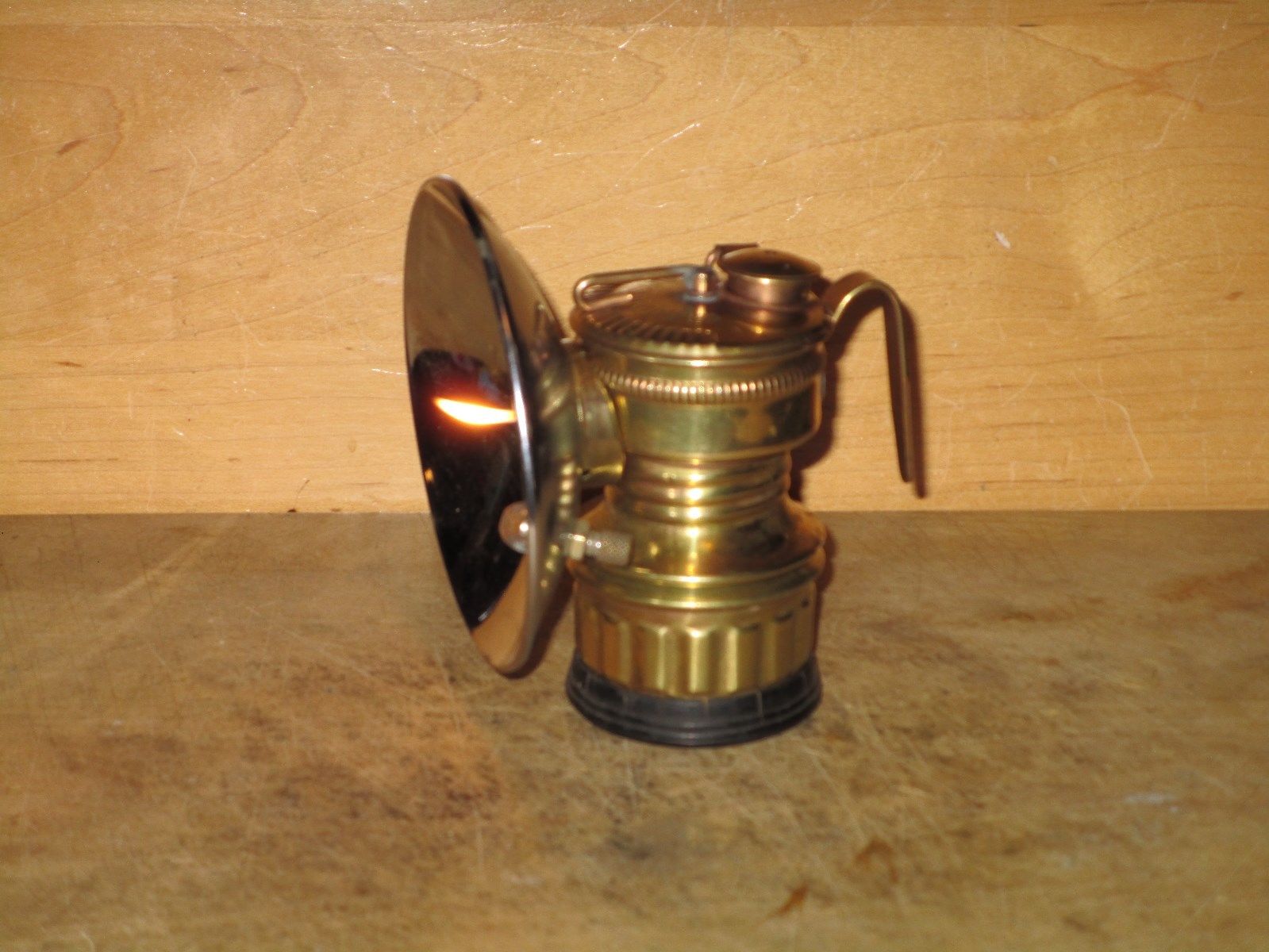 Miners GUY''S DROPPER CARBIDE LAMPS-EXCELLENT!! -- Antique Price Guide ... Miners GUY''S DROPPER CARBIDE LAMPS-EXCELLENT!! -- Antique Price Guide ...
