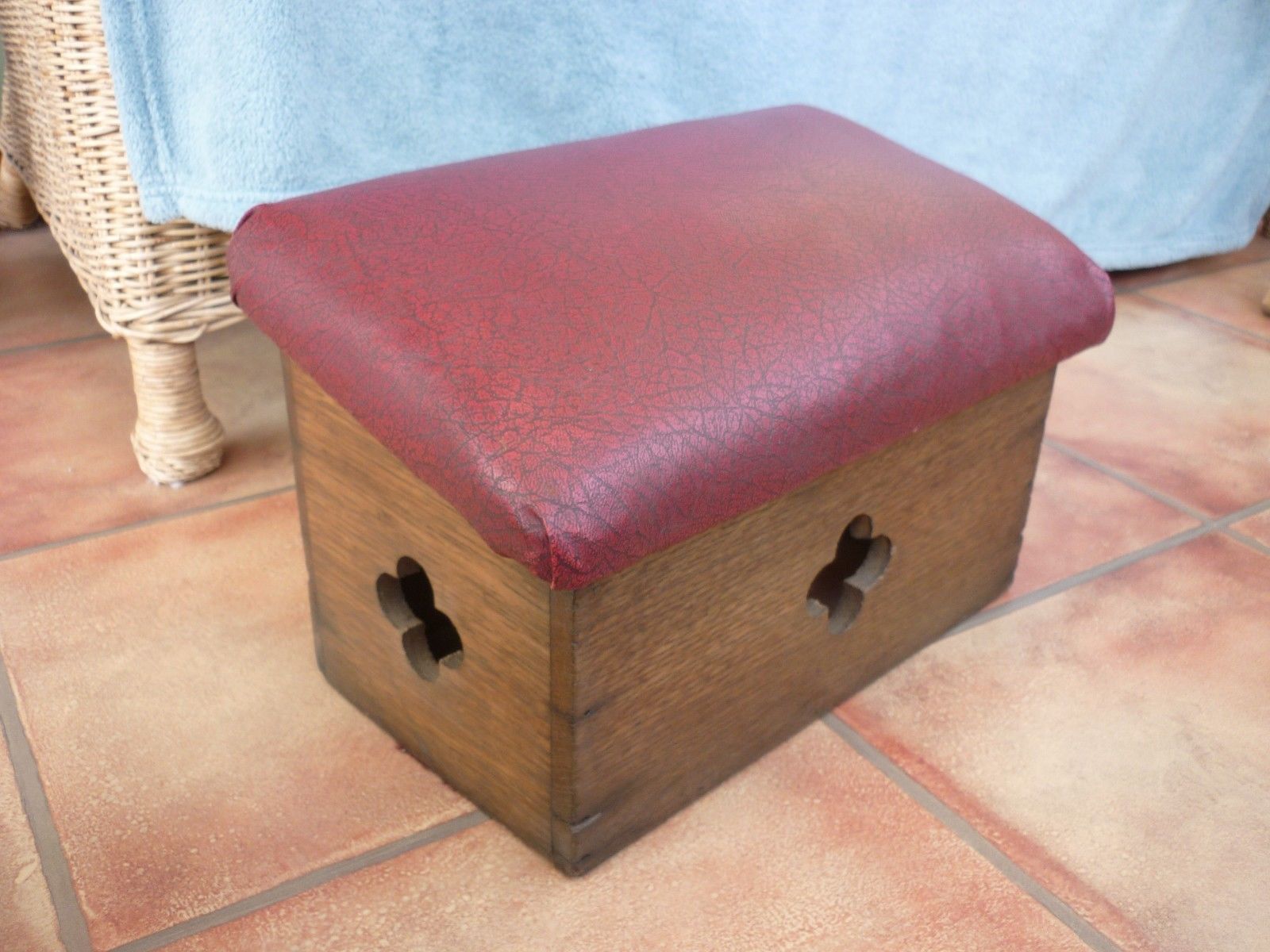 VINTAGE original CHURCH PRAYER KNEELING STOOL oak GOTHIC -- Antique ...