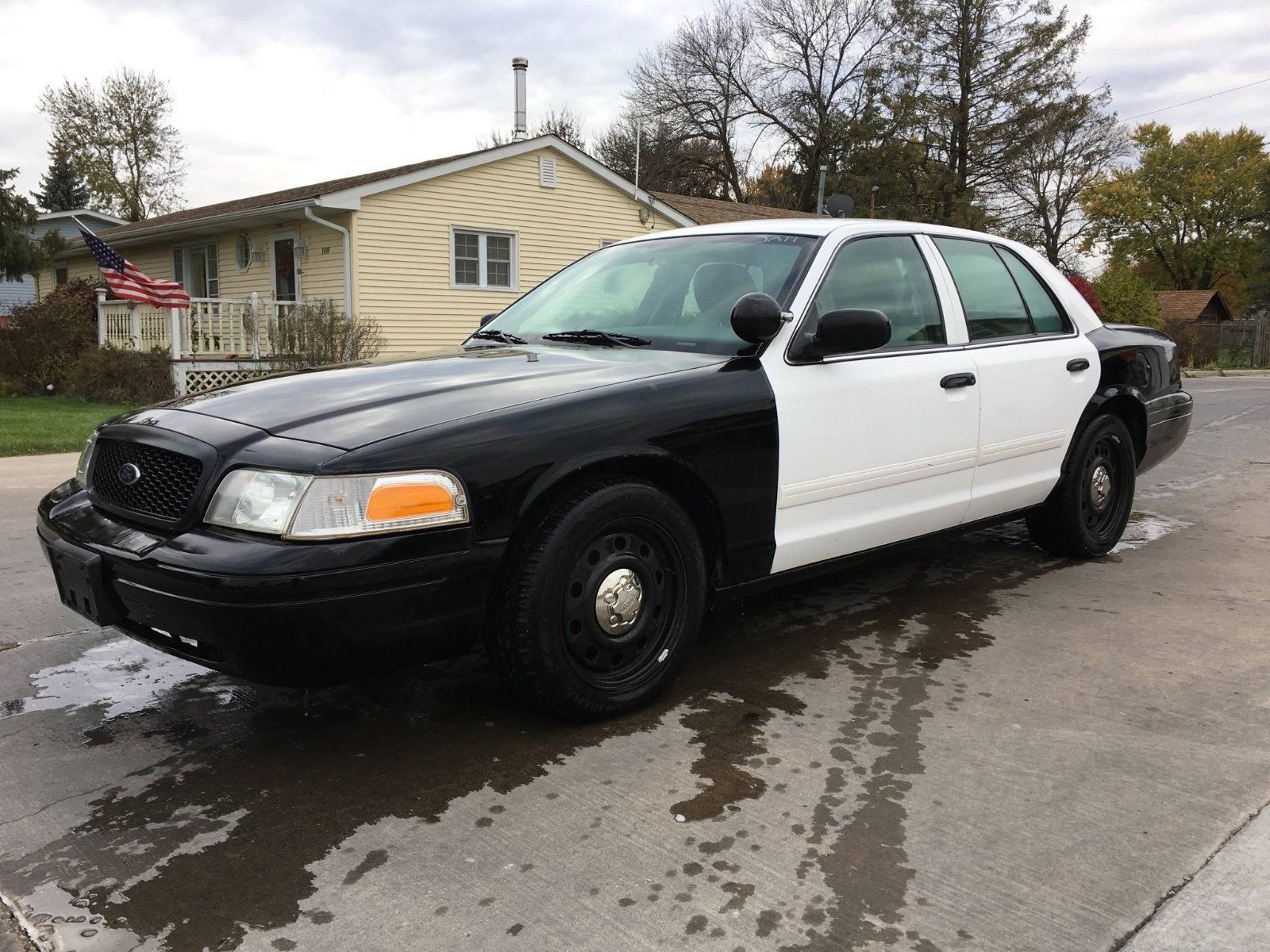 2011 Ford Crown Victoria Police Interceptor 2011 Ford Crown Victoria