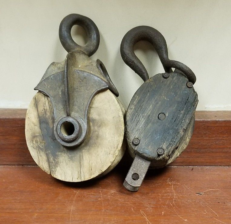 VINTAGE WOODEN PULLEYS -- Antique Price Guide Details Page