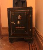 Antique Safes -- Antique Price Guide