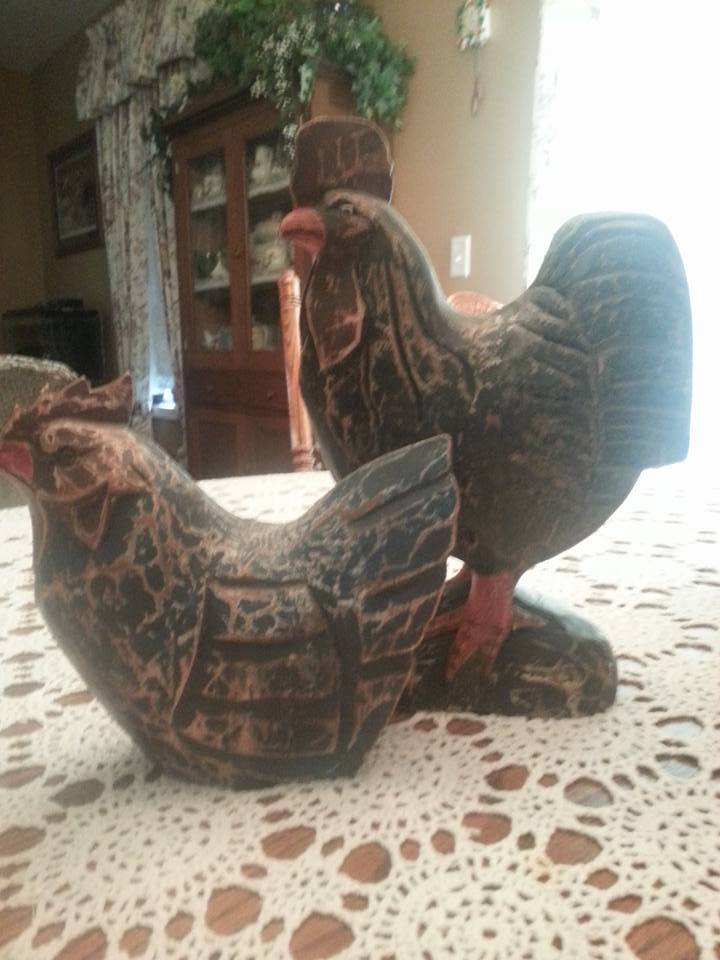 COUNTRY PRIMITIVE ROOSTER AND HEN SET BALSA WOOD CHICKENS -- Antique Price Guide Details Page