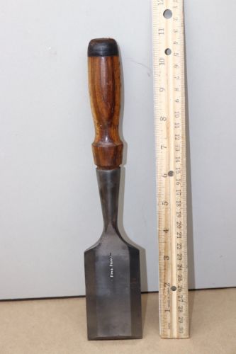 OLD WOODWORKING TOOLS VINTAGE BUCK BROTHERS 2" BEVEL EDGE SOCKET CHISEL ...