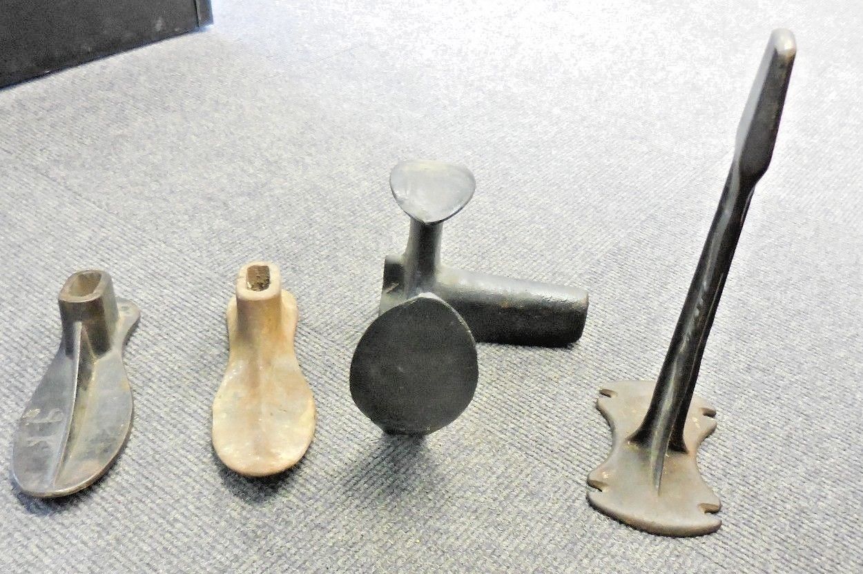 Antique shoe cobbler cast iron double shoe, Anvil, Form repair ...