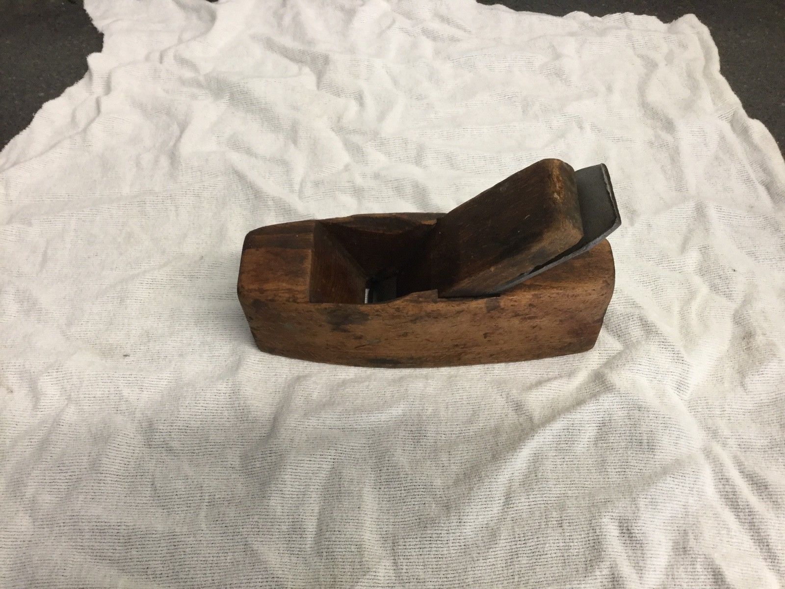 Wooden Plane Coffin style -- Antique Price Guide Details Page