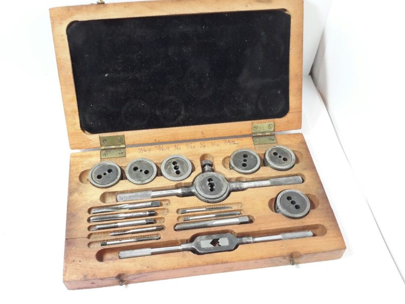 Vintage Greenfield Little Giant Screw Plate Tap & Die Set in Wood Box ...
