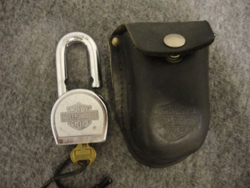 VINTAGE HARLEY DAVIDSON PAD LOCK No 220 MASTER LOCK W/KEY+LEATHER 45789 ...