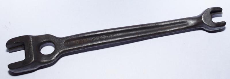 Vintage "Winchester Trademark" BELL SYSTEM Lineman''s Open Ended Wrench ...