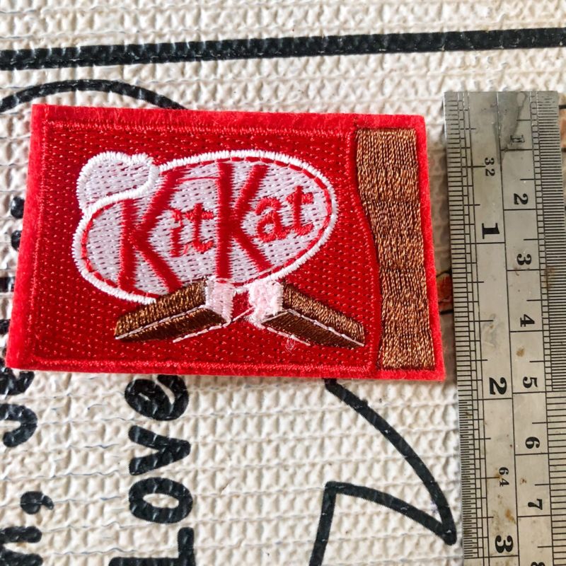 T shirt Jacket Ads Logo Kit Kat Sew Iron On Embroidered Patch Applique ...