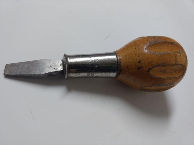Vintage GOODELL-PRATT CO. NO. 69 Palm Screwdriver Stubby Slotted Wood ...