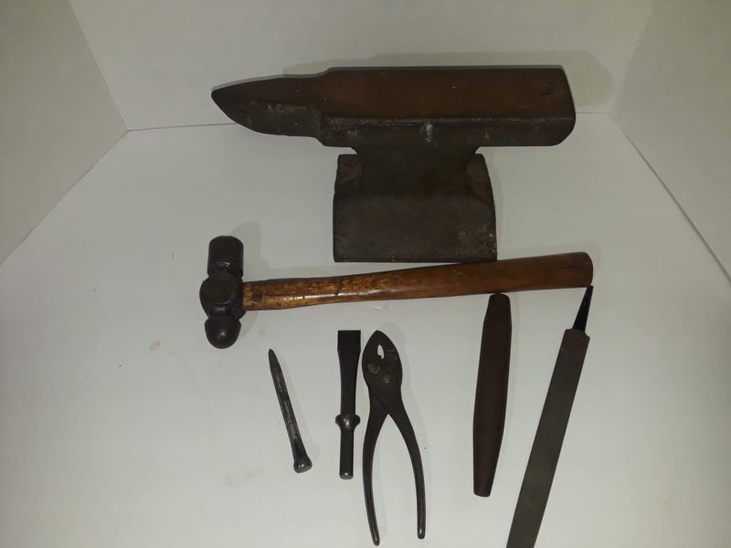 Nice 7 Piece RR Track Anvil Blacksmith Forge Kit with Pritchell Hole ...