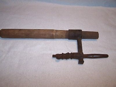 VTG WESTERN STYLE CROSSCUT TWO MAN SAW HANDLE -- Antique Price Guide ...