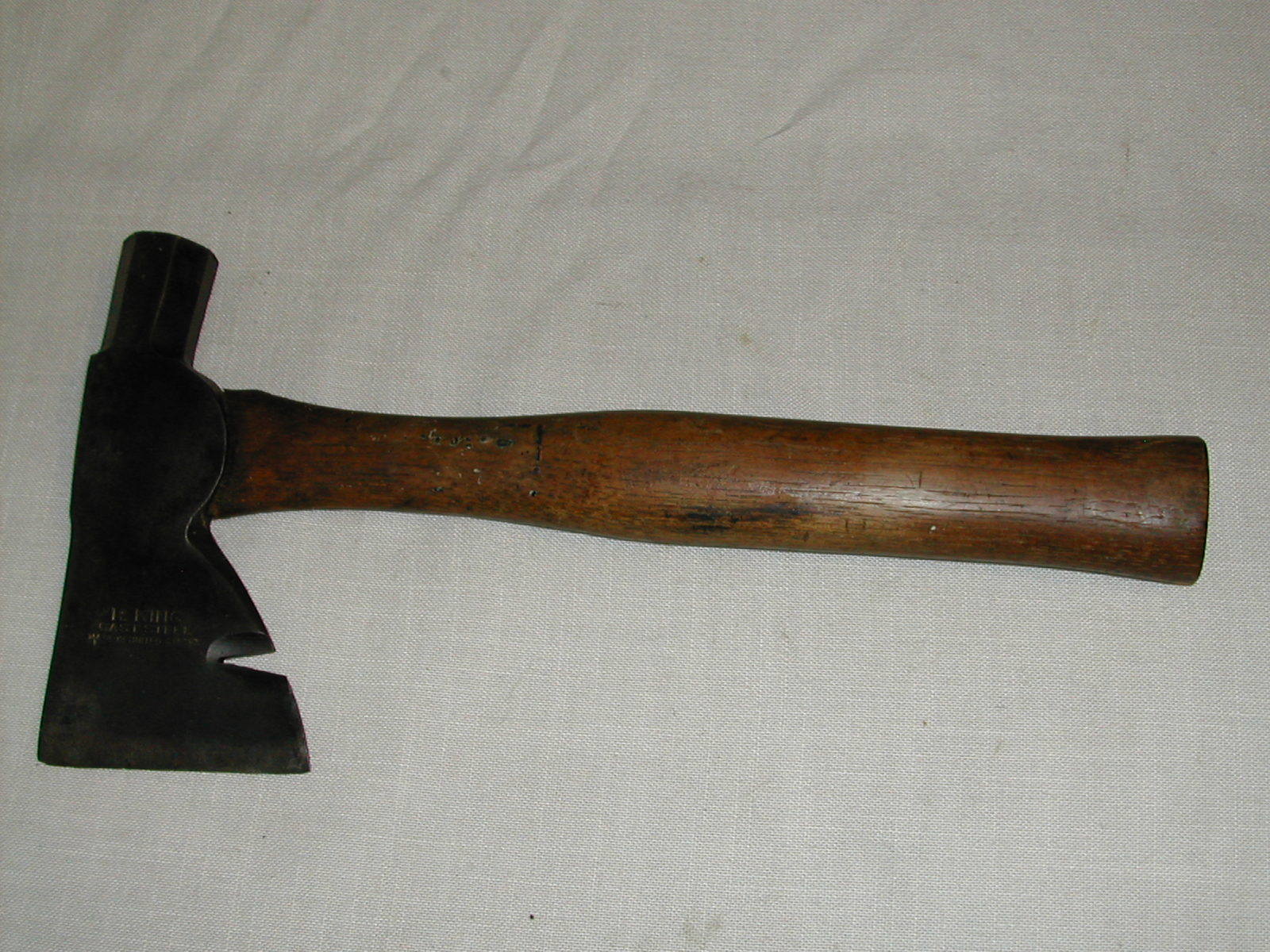 VINTAGE R KING AXE HATCHET -- Antique Price Guide Details Page
