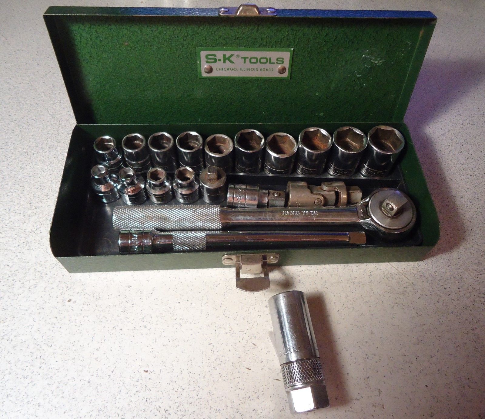 Vintage SK S-K Tool 3/8" Dr. 20 pc. Metric Ratchet/Socket Set w/Green ...