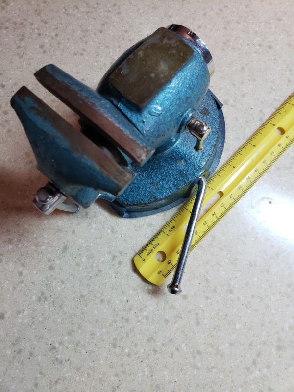 Bench Vise Vacuum Base Table Double Jaw 2 1/2 and 1 1/2" Swivel Anvil ...