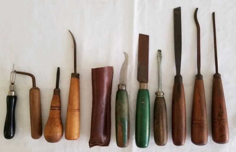Lot of 10 Vintage Wooden Handle Tools -- Antique Price Guide Details Page