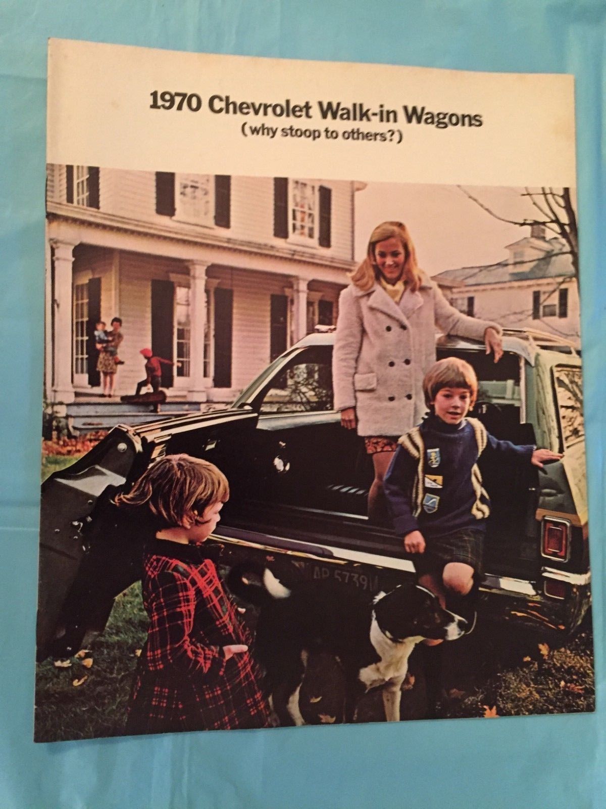 1970 Chevrolet "Walk-In Wagons" Car Dealer Sales Brochure -- Antique ...